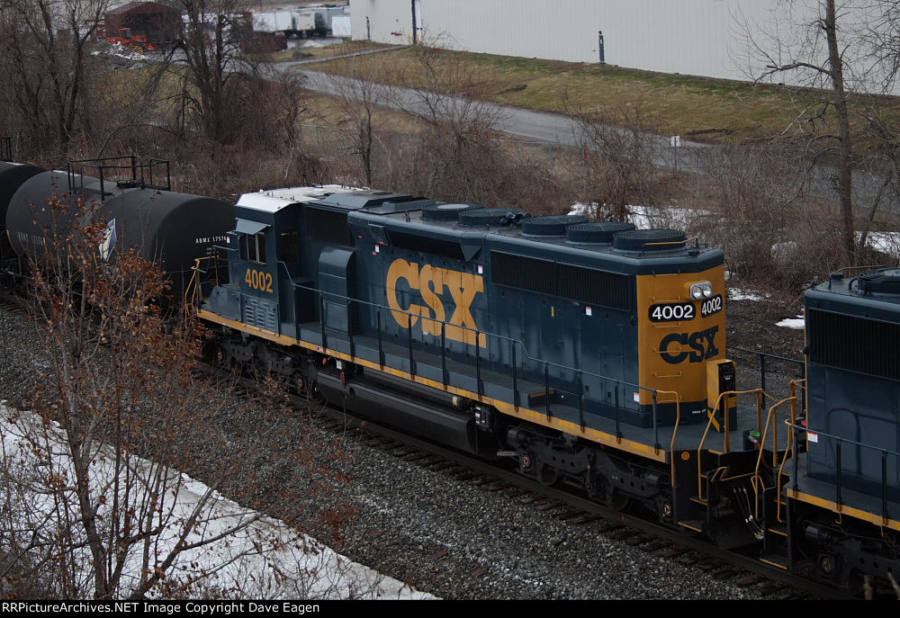 CSX 4002